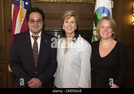 International Conference and Handshakes of during Christine Todd ...