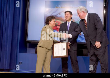 Office of Administration and Resource Management - 2010 GreenGov ...