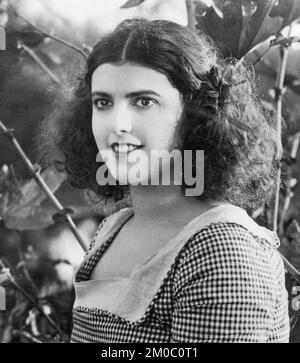 Virginia Rappe (1891 – 1921); American mofel and silent film actress ...