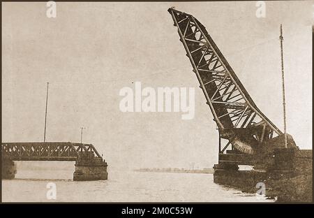 The King George V bridge over the river Mersey at Bridge Foot in ...
