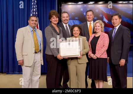 Office of Administration and Resource Management - 2010 GreenGov ...