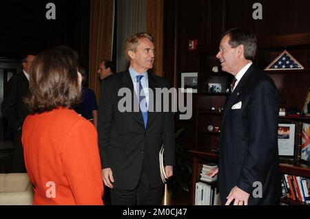 Bill Riley with Administrator Mike Leavitt , Environmental Protection ...