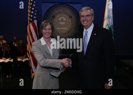 Office of Administration and Resource Management - Honor Awards ...