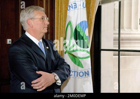 Office of the Administrator (Stephen L. Johnson) - Candid Images of ...
