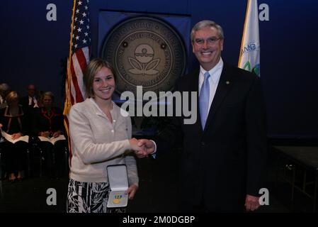 Office of Administration and Resource Management - Honor Awards ...