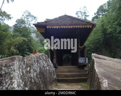 Bogoda wooden bridge, 16th century, Badulla, Sri Lanka Stock Photo - Alamy