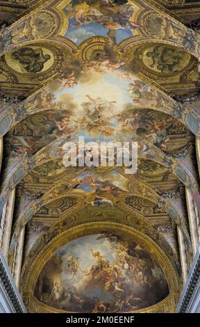 Chapel ceiling in Royal Palace Madrid (Palacio Real de Madrid ...