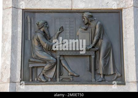 Statue of Johannes Gutenberg in Mainz Stock Photo - Alamy