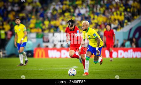 DOHA - (l-r) Heung-min Son of Korea Republic, Hee-chan Hwang of Korea ...