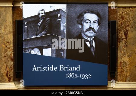 Tribute to former French deputy Aristide Briand as the President of the ...