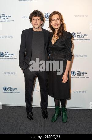 Jesse Eisenberg and Jessica Hecht attend the 2022 Workers Circle ...