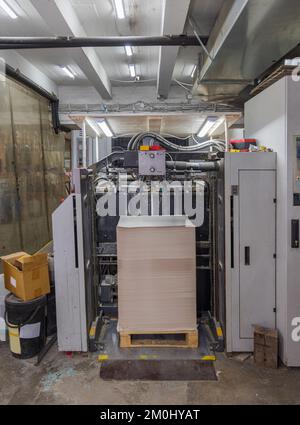 Loading Pallet of Sheet Paper in Offset Printing Machine Stock Photo ...