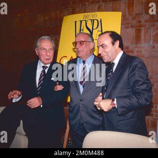 Italian prosecutor Giulio Catelani, politician Alfredo Biondi and ...