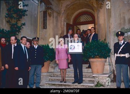 Italian politician Lamberto Dini and his wife Donatella presenting the ...