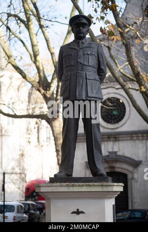 Statue of Sir Arthur Harris in charge of the RAF Bomber Command in WWII ...
