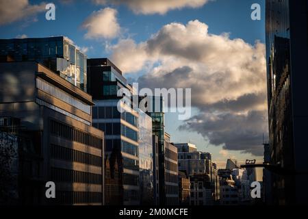 Winter sunshine on a London skyline Stock Photo - Alamy