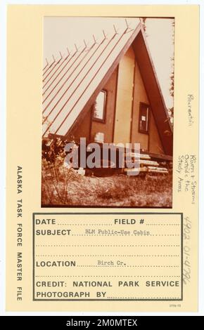 BLM public-use cabin. Alaska Task Force Photographs Stock Photo - Alamy