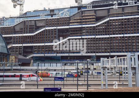King’s Boulevard, Kings Cross Central view of construction site through ...