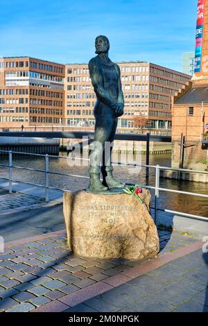 Klaus Stoertebeker monument, HafenCity, Hamburg, Germany, Europe Stock ...