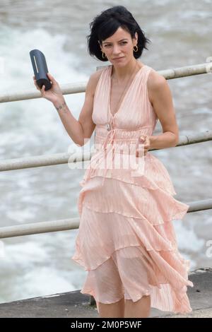 Lily Allen films a video in Margate Stock Photo - Alamy