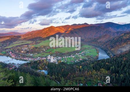 Strecno: Strecno Castle, river Vah (Waag), Mala Fatra Mountains in ...