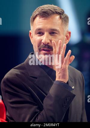 Cologne, Germany. 08th Dec, 2022. Influencer Catrin Heyne is in the ...