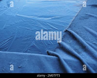 Sheerness, Kent, UK. 8th Dec, 2022. UK Weather: an icy frost in ...