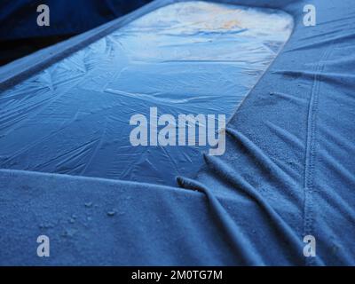 Sheerness, Kent, UK. 8th Dec, 2022. UK Weather: an icy frost in ...