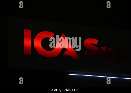 A Ica grocery store Stock Photo - Alamy