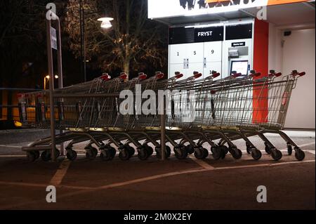 Willys grocery store Stock Photo - Alamy