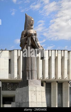Manas statue, kyrgyz epic poem hero, symbol of Bishkek Stock Photo - Alamy