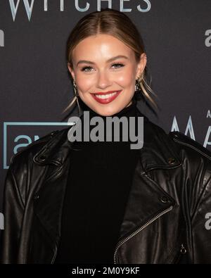 07 December 2022 - Los Angeles, California - Melora Hardin. Los Angeles ...