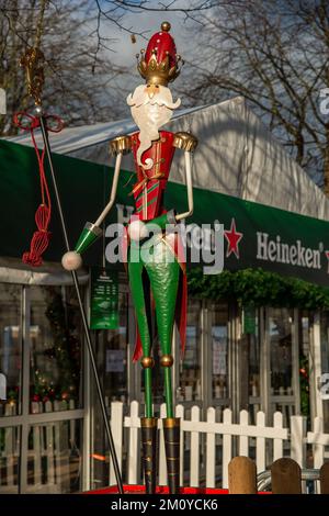 Limerick Christmas , ice rink in the city center and a colorful fair ...