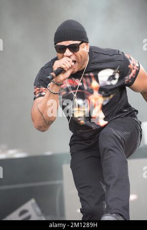 Austin City Limits - LL Cool J in concert Stock Photo - Alamy