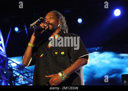 Coachella - Dr Dre and Snoop Dogg in concert Stock Photo - Alamy