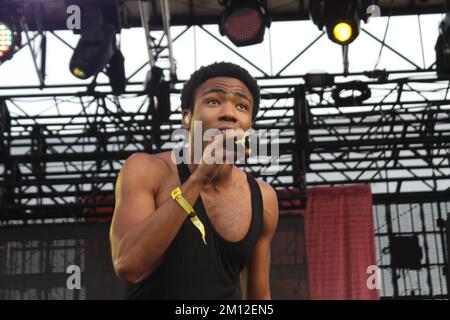 The Bonnaroo Music and Arts Festival - Childish Gambino in concert ...