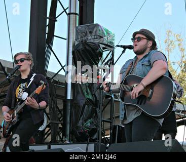 The Bonnaroo Music and Arts Festival - Of Monsters and Men in concert ...