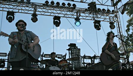 The Bonnaroo Music and Arts Festival - Of Monsters and Men in concert ...