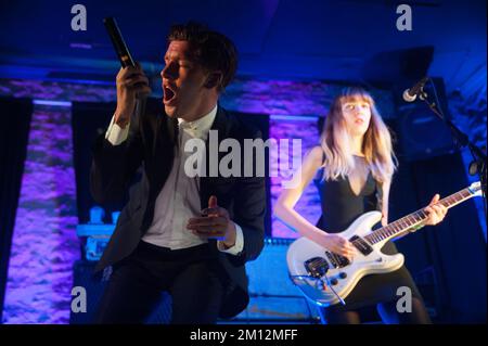 SXSW - Willy Moon in concert Stock Photo - Alamy