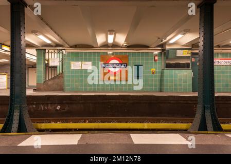 London Underground style sign, Wittenbergplatz, Berlin Underground ...