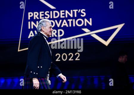 Murray Gordon, portrait, FIA President Innovation Medal - Prize Giver ...