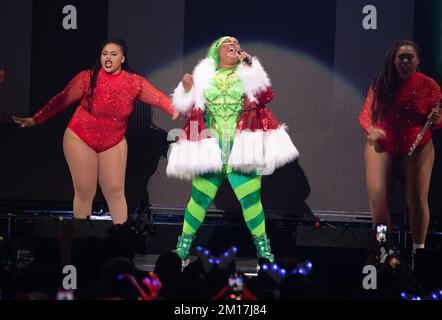Lizzo performs onstage at the iHeartRadio Z100's Jingle Ball 2022 ...