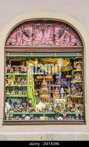 Käthe Wohlfahrt Christmas Shop, Rothenburg ob der Tauber, Bavaria ...