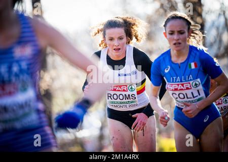 Belgian Lisa Rooms pictured in action during the Women Elite race at ...