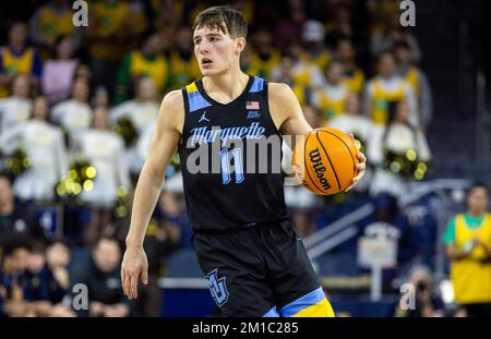 Marquette guard Tyler Kolek (11) in action during the second half of an ...