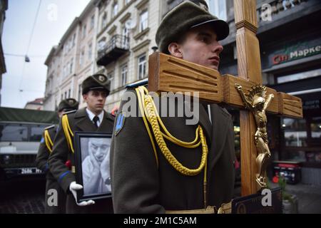 Lviv, Ukraine. 10th Dec, 2022. The funeral ceremony of the Hero of ...