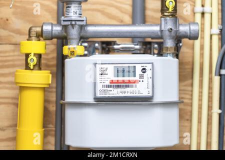 ILLUSTRATIVE - Every household receives a 190 euro discount on energy ...
