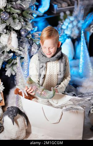 Image of Decorate Christmas tree, Happy New Year and Christmas Party ...