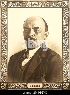 VLADIMIR ILICH ULYANOV LENIN Soviet statesman, in a relaxed pose, in ...