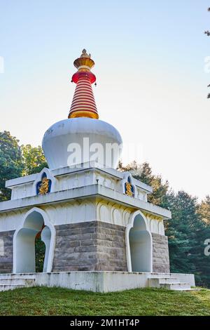 Tibetan Chorten shrine in Indiana Stock Photo - Alamy